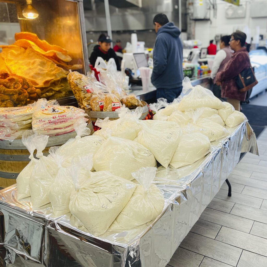 Nuestros Productos - El Toro Tortillas Factory (Español)